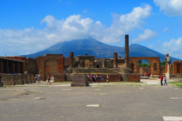 10 Experiences Every Visitor To The Amalfi Coast Should Consider