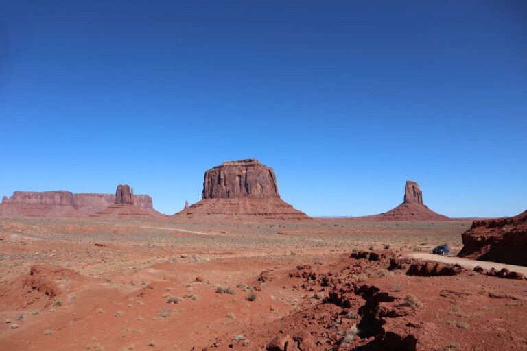 How To Visit Monument Valley: Travel Guide & Itinerary